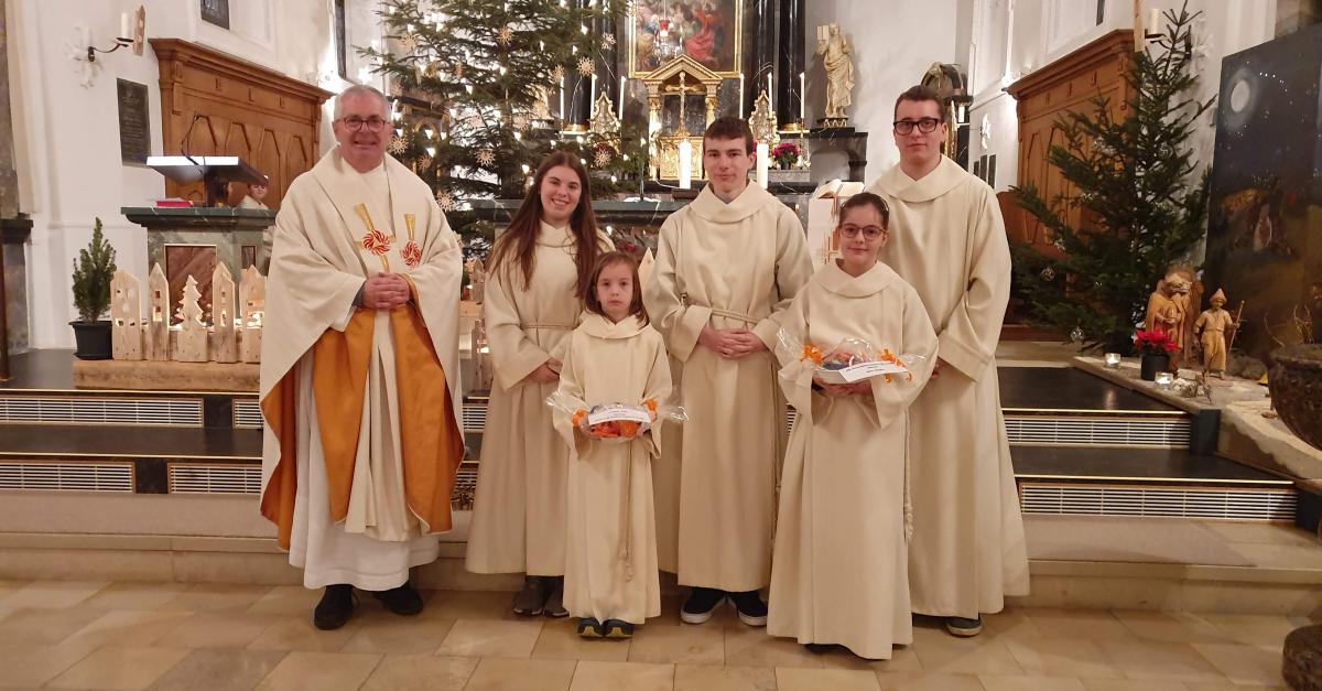 Ministrantenaufnahme | Pfarrei St. Aurelia Aadorf-Tänikon